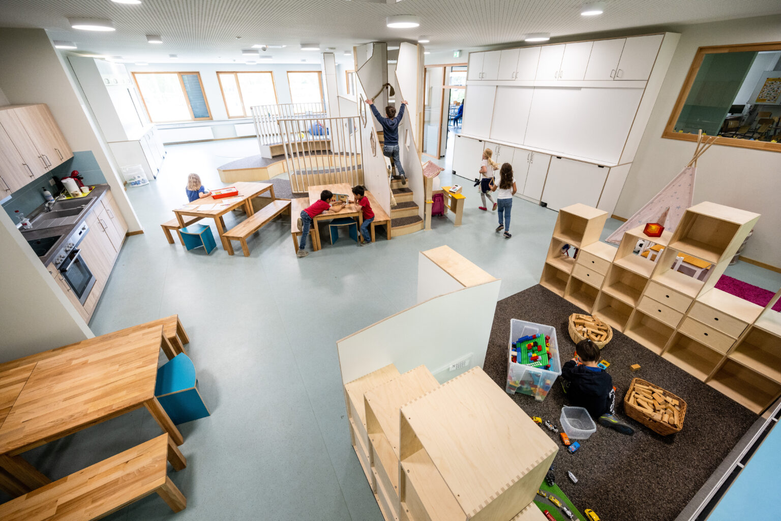 Grundschule Max Eichholz Ring - DieElbtischler